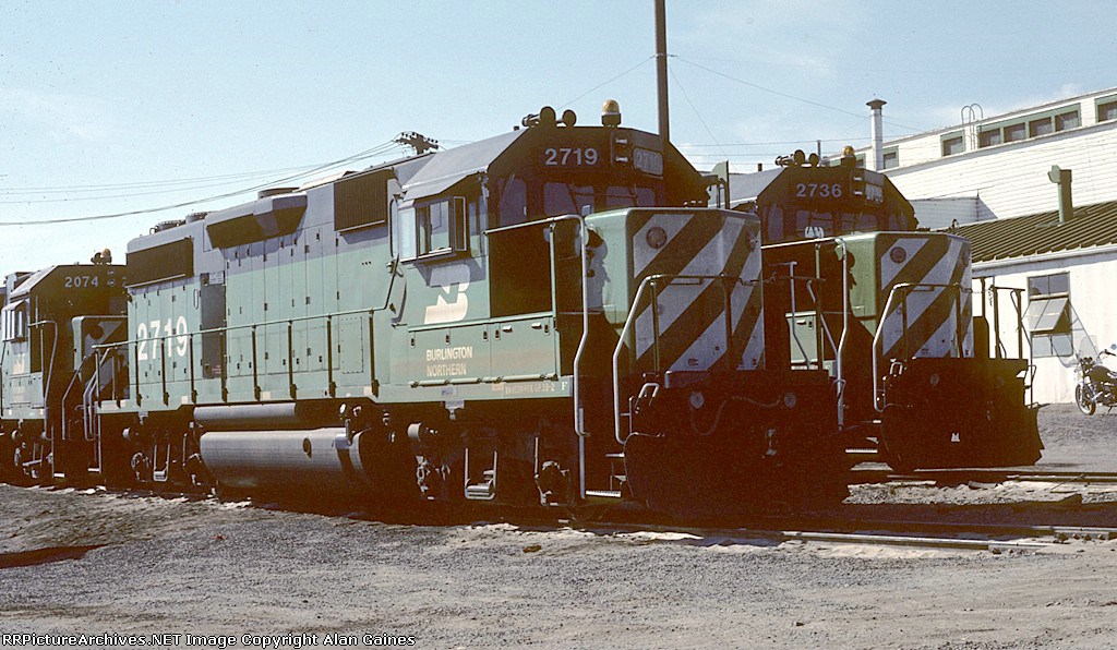BN GP39-2 2719